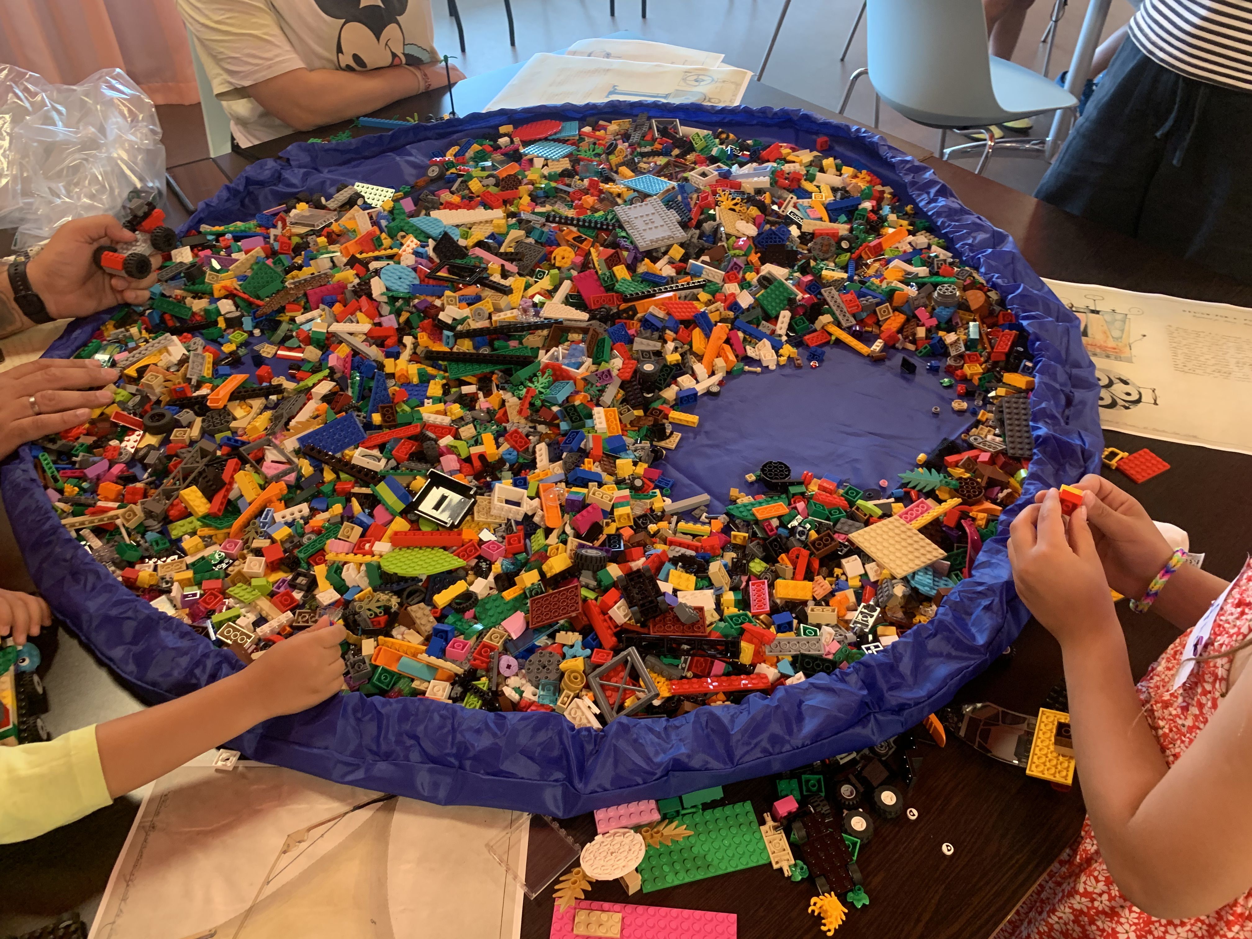 Creative team building using LEGO® bricks